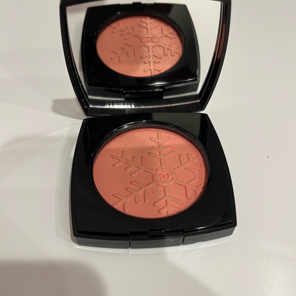 CHANEL | Makeup | Chanel Healthy Winter Glow Blush With Snowflake ...
